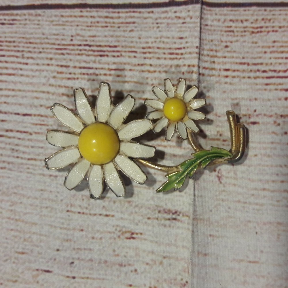 Vintage Weiss Double Daisy Brooch - Gem